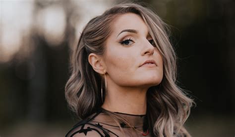 Portland Based Singer Songwriter Grace Graber Releases New Single