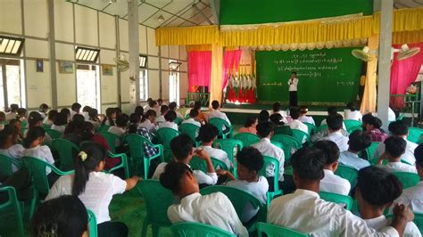 ဇီးကုန်းမြို့နယ်၊ အခြေခံပညာအထက်တန်းကျောင်း အ ထ က ဇီးကုန်း ၌ ကျပန