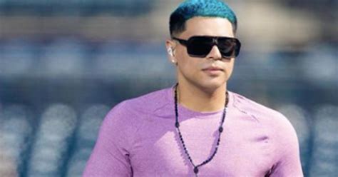 Eduin Caz presume los artistas que más escuchó en Spotify este año