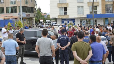 Burdur da siyah renkli Togg vatandaşların yoğun ilgisini aldı