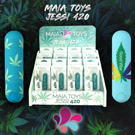 Maia Novelties Headquest