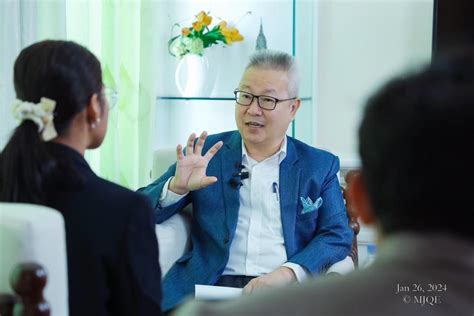 ក្រុមអ្នកគាំទ្រ អ្នកឧកញ៉ា វេជ្ជបណ្ឌិត គួច ម៉េងលី Facebook