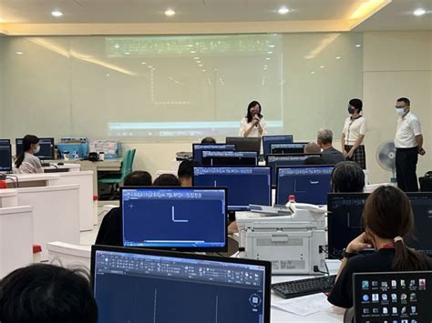 全台首班「科技廠辦營建人才培訓班」開訓 吸引營造廠卡位搶才