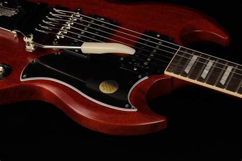 Gibson Sg Standard 61 Faded Maestro Vibrola Vintage Cherry Sn