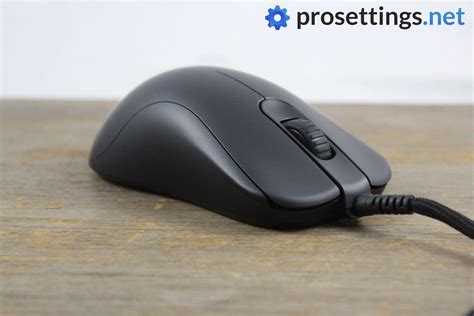 ZOWIE ZA12-C Review