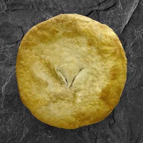 Vilis Chunky Beef Pie Authentic Australian Taste Vilis Bakery