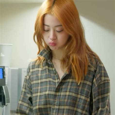 Lesserafim Yunjin Icon ۰ —ᣞ 2024
