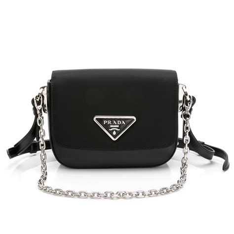 【prada 普拉達】prada Tessuto Vitello經典銀三角logo尼龍配牛皮磁釦斜背包黑 斜背包鍊帶包