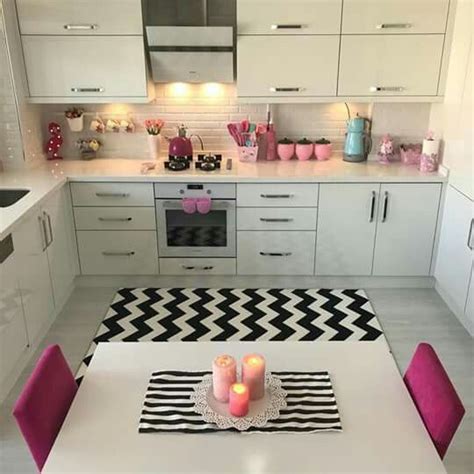Anu Karthik adlı kullanıcının kitchen panosundaki Pin Iç tasarım mutfak Bohem iç tasarım Iç