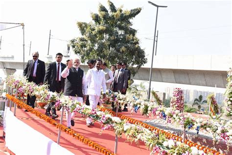 Modi Kcr Meet Put Speculations To Rest