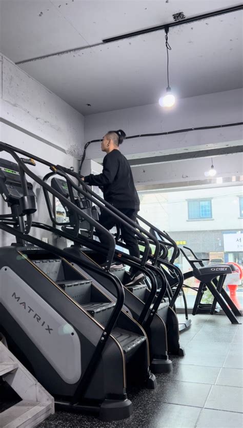 거제 옥포 헬스 피티 메카짐 월요일 오전 공복 유산소운동 천국의 계단 30분 네이버 블로그
