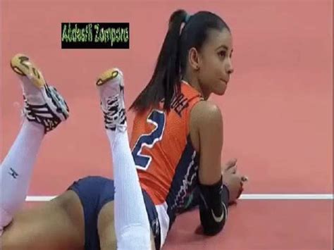 Winifer Fernandez Dominican Volleyball Player Scrolller