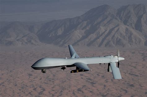 Military Aircraft Mq 1 Predator Drone ඔබට සුබ විශ්‍රාමයක්