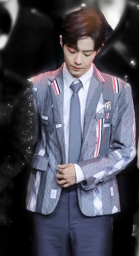 Xiao Zhan ~ 191116 Character Suit Jacket Fashion
