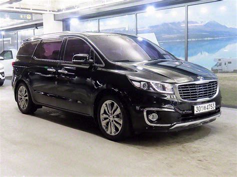 기아 카니발 4세대 디젤 9인승 노블레스