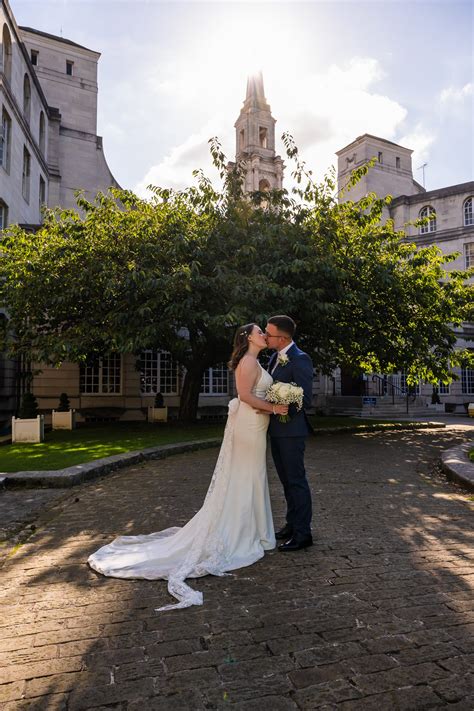 Leeds City Centre Wedding Martin And Hannah
