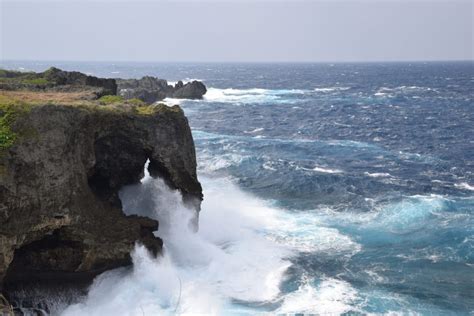 沖繩必到景點2025萬座毛殘波岬欣賞絕美海岸不自駕交通攻略 memories on the road 有關旅途的記憶