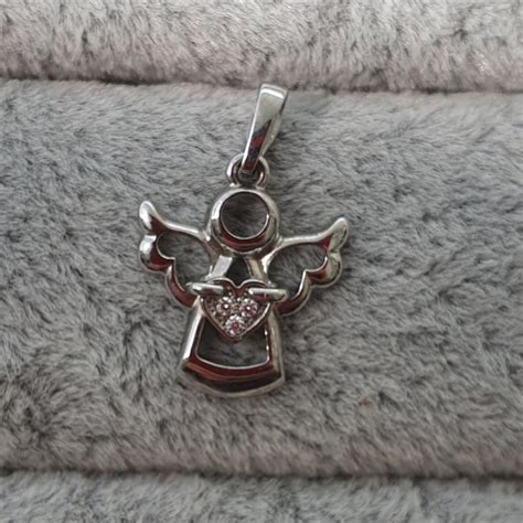 Срібний кулон — ціна 303 грн у каталозі Кулони Купити аксесуари за доступною ціною на Шафі