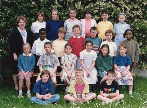 Photo De Classe Ce2 De 1992 Ecole Sainte Marie Copains Davant