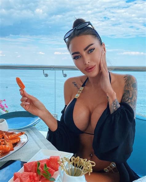 Picture Of Alyona Omovych