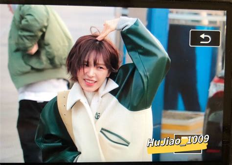 WENDY THAILAND on Twitter RT HuJiao 1009 230220 웬디 WENDY 영스 출근