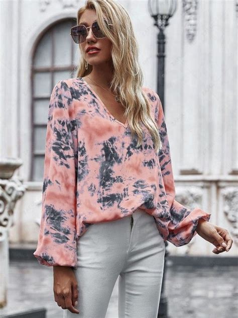 36 Off 2022 V Neck Tie Dye Lantern Sleeve Blouse In Light Pink Zaful