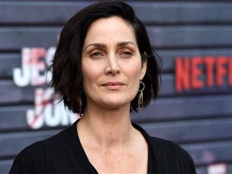 Carrie Anne Moss Biography Age Wiki Height Weight Boyfriend