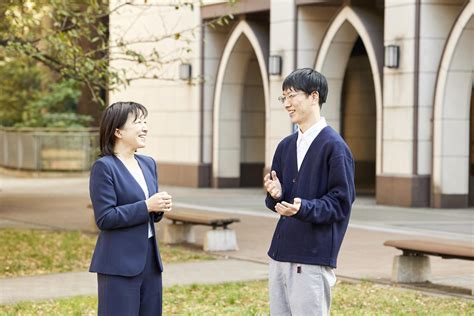 英語英米文化学科｜人や文学を形作る文化的・社会的背景を大切にする 学習院大学受験生応援サイト Intro