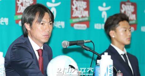 포토 홍명보 자선축구 후배들과 함께해 보람