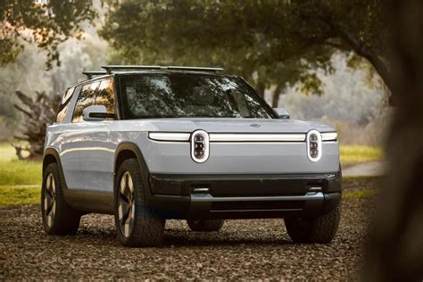 Rivian Reveals Us45000 Electric R2 Suv To Bow 2026 Reviews Driving