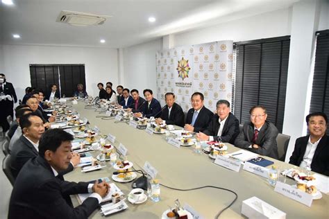 การเมือง 8 พรรคร่วมคึกคัก ก้าวไกลนำถกจัดตั้งรัฐบาล พิธาเชื่อผ่าน