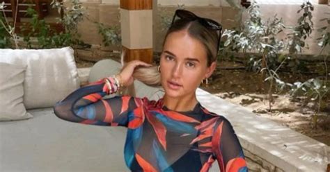 Inside Molly Mae Hagues Incredible Bathroom Transformation In £3m Home