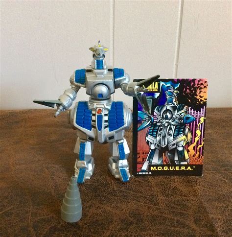 Roaring Moguera Small Electronic Godzilla Toy With Trading Card 1995