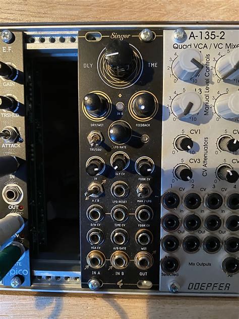 ST Modular Singer Delay Black Reverb