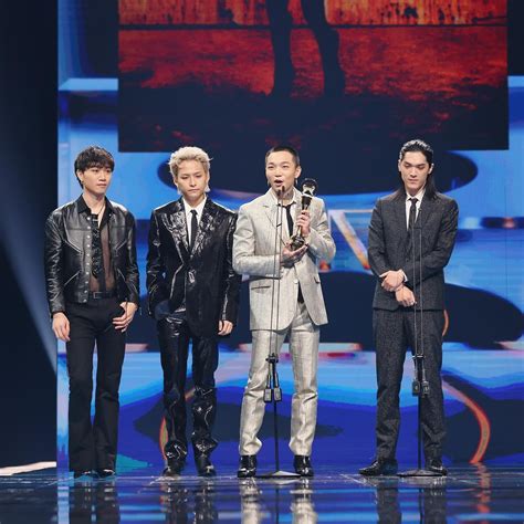 金曲 35 草東沒有派對成最大贏家、mc Hotdog 熱狗、孫盛希奪歌王歌后寶座⋯2024 金曲獎得獎名單一次看！ Juksy 街星