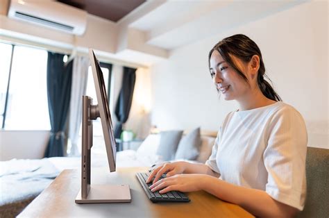 Acer Starts Ces With A Bang With New Swift Laptops And Aspire All In One Pcs Yanko Design