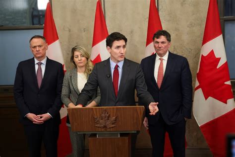 Canada Mexico Slap Tariffs On Us After Trump Uses Trade To Force