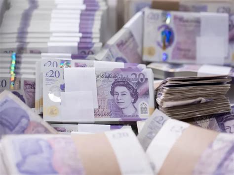 1 How To Spot Counterfeit Banknotes In The Uk Essential Banknotes