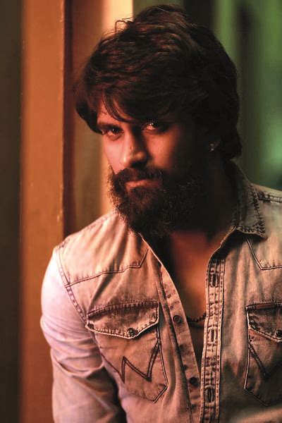 Dheeren Ramkumar Sports A Rugged Look In His Debut Kannada Movie News