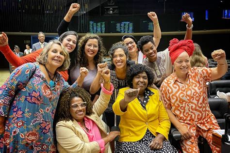 Câmara aprova projeto que cria a Bancada Negra voto do PT PT Piauí