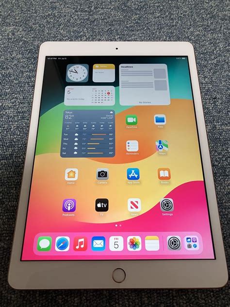 Ipad 第七世代 32gb Wi Fiモデル By メルカリ