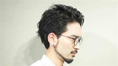 手書き 作家 熱帯の 40 代 髪型 メンズ 白髪 ショート Kanimaijp
