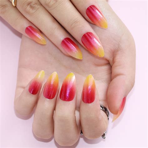 24 피스 그라데이션 램프 작은 날카로운 깜박임 인조 손톱 프레스 디자인 여성용 고품질 Aliexpress