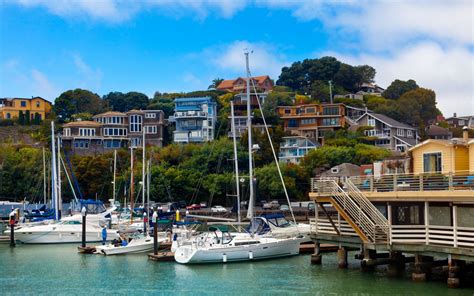 Greenbrae Neighborhood Guide