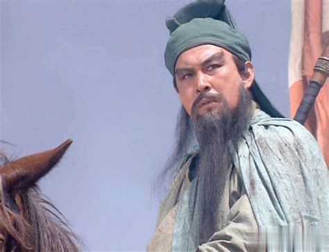 三国演义：关羽和张飞谁更猛？通过4场厮杀，发现张飞有三点比关羽强！