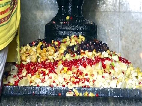 Krishna Jeyanthi Various Types Of Abhishekam Including 1008 Liters Of