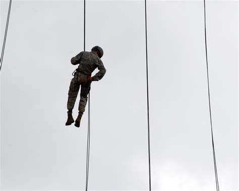Airmen Graduate Air Assault Course With Soldiers Pacific Air Forces
