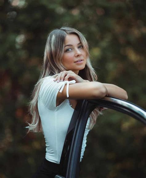 Picture Of Franceska Fournier