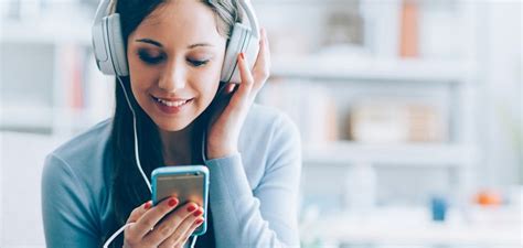 What Is The Difference Between IPod Classic And IPod Touch Web And