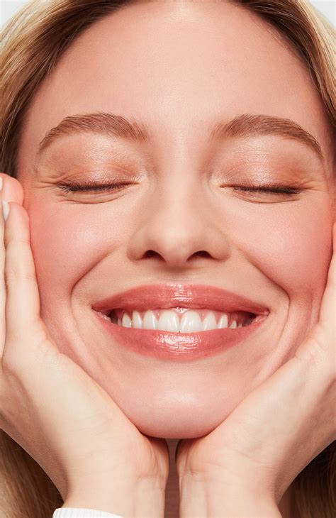 Super Lustrous™ Glass Shine Balm Revlon